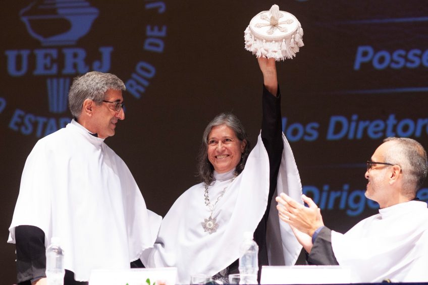 Comunidade universitária celebra transmissão dos cargos da Reitoria e ...