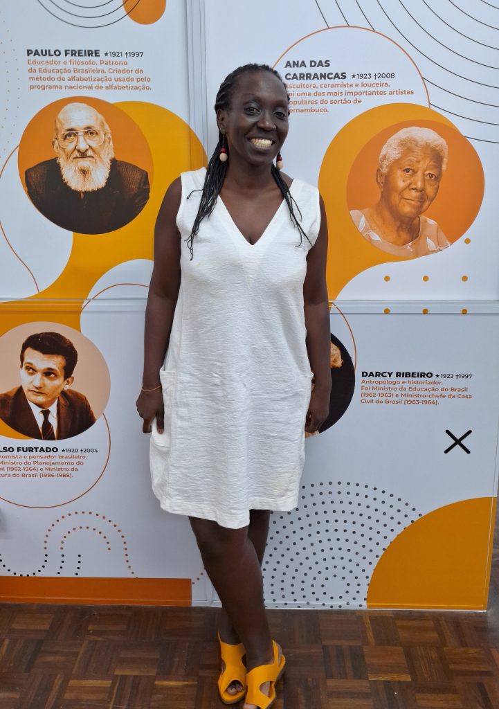 Patrícia Santos - UERJ - Universidade do Estado do Rio de Janeiro